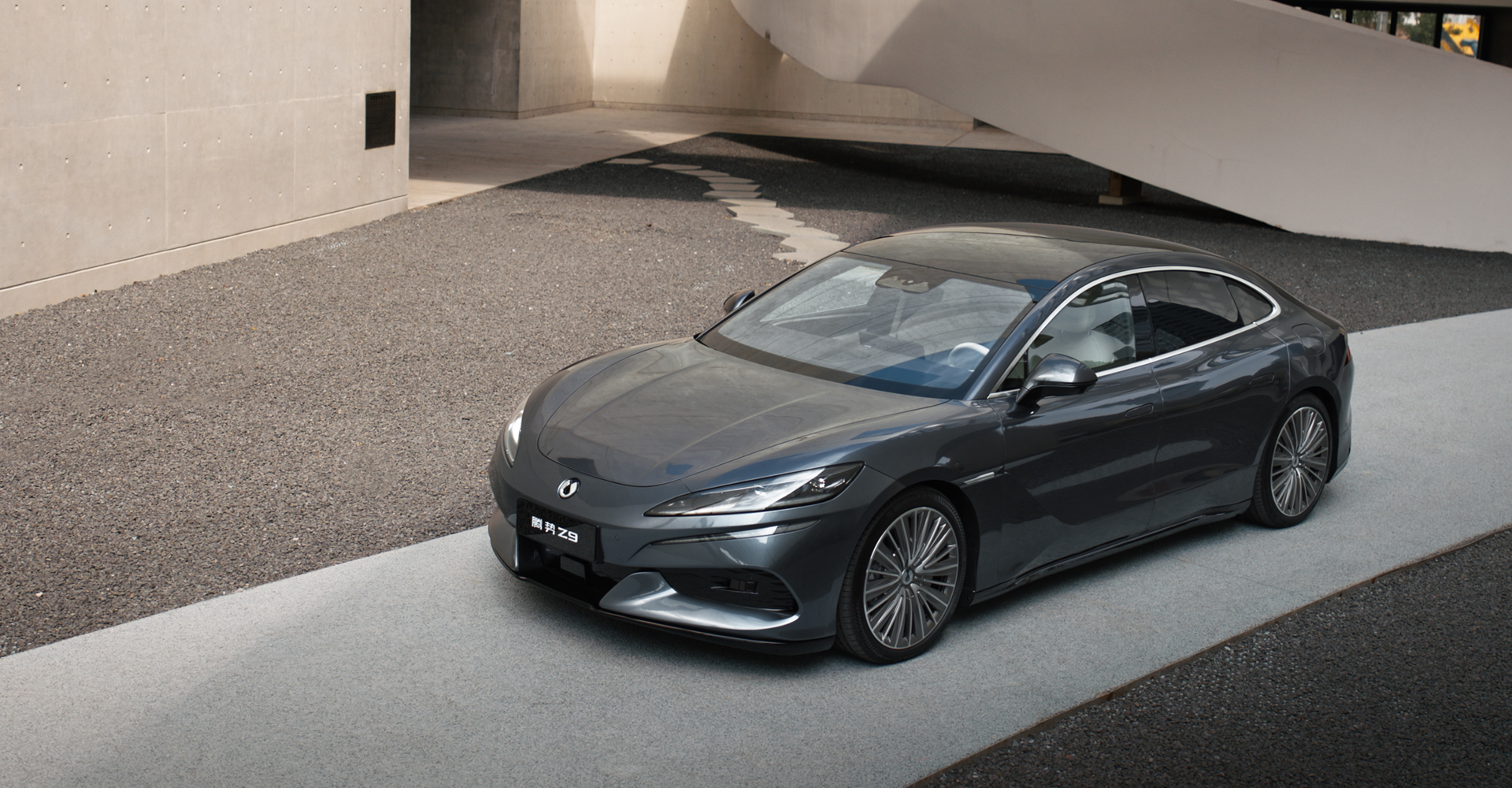 Denza Z9 Hybrid — купить в Москве, цены и комплектации с доставкой под ...